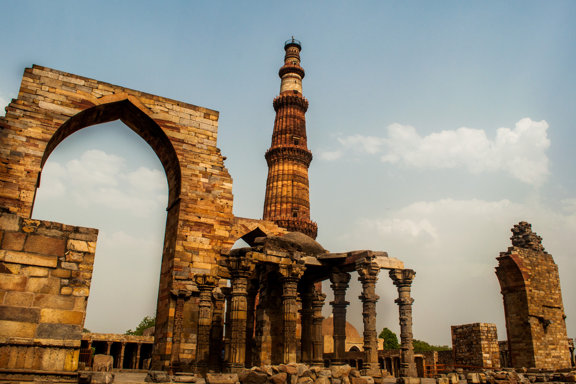 Železný Kutub Minar v Dillí: historie skutečná i mytická ...